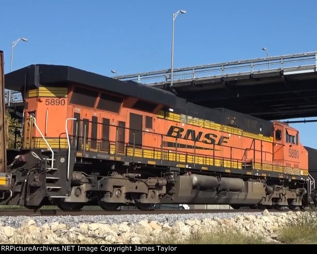 BNSF 5890